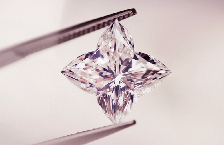 Louis Vuitton Sets New Benchmark with LV Diamonds | Bangkok Gems News
